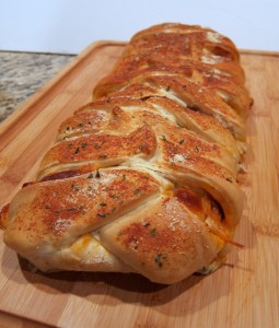 Spaghetti Stuffed Garlic Braid – Do It And How