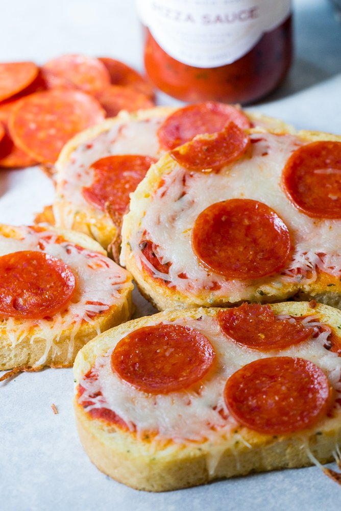 Mini-Texas-Toast-Pizzas-6 – Do It And How