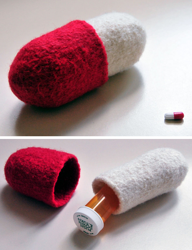 Knitted Pill Shaped Case – Do It And How